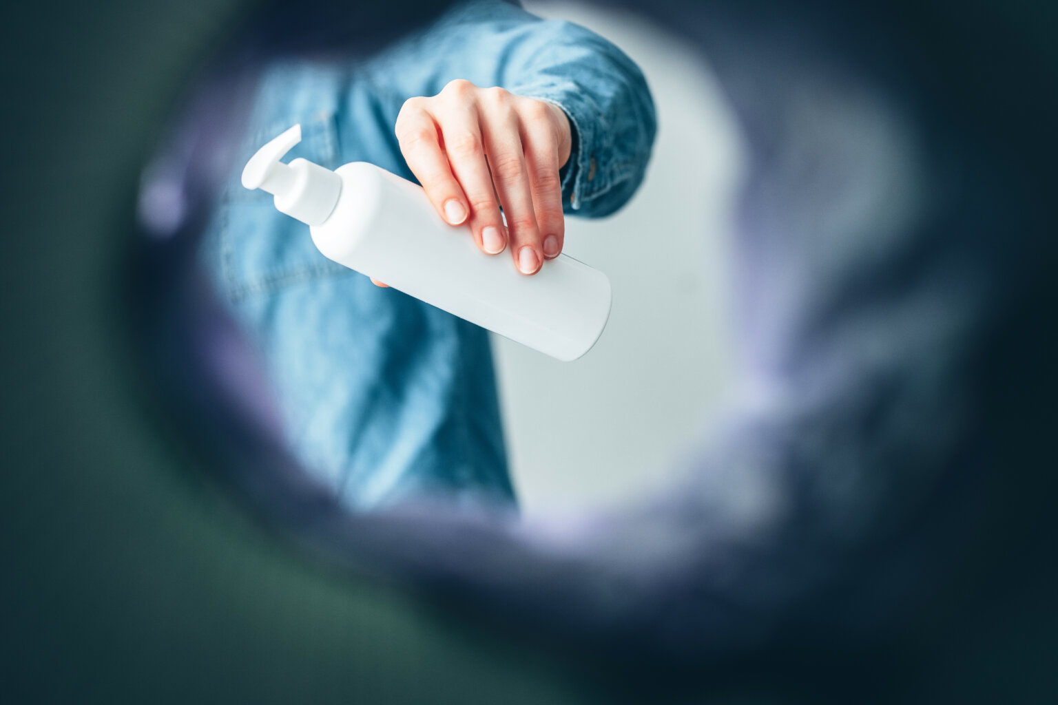 R-strategies in the circular economy: Navigating the R-hierarchy | Kezzler